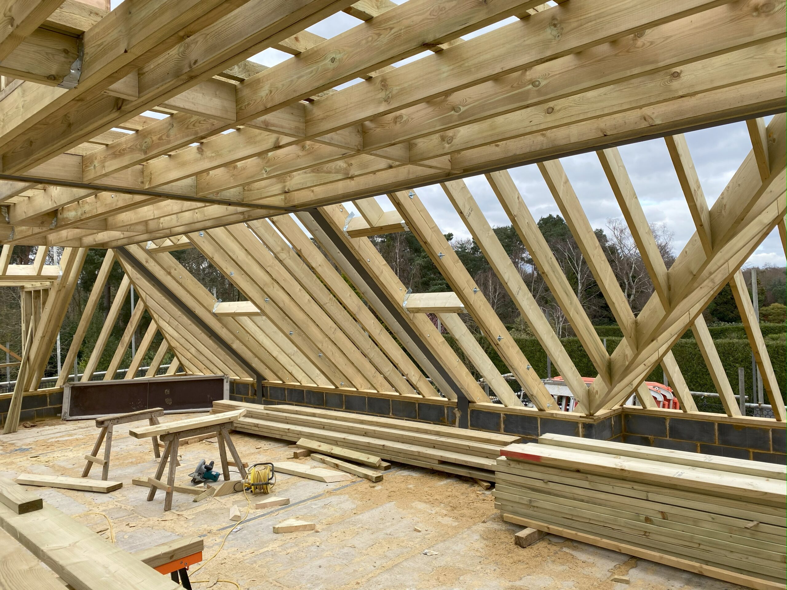 Flat Roof Construction - How to Cut